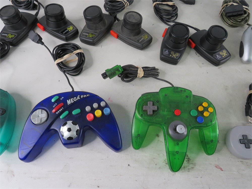 ShopTheSalvationArmy - Lot of 23 Retro Game Controllers – Untested/As ...
