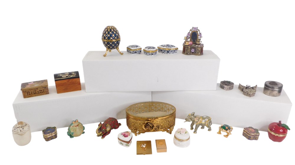 ShopTheSalvationArmy - Lot of 23 Vintage Trinkets – Assorted Decorative ...