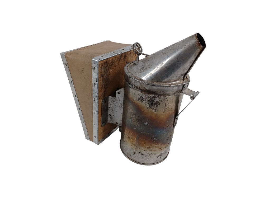 ShopTheSalvationArmy - Dadant 4" x 7" Stainless Steel Beekeeping Smoker ...
