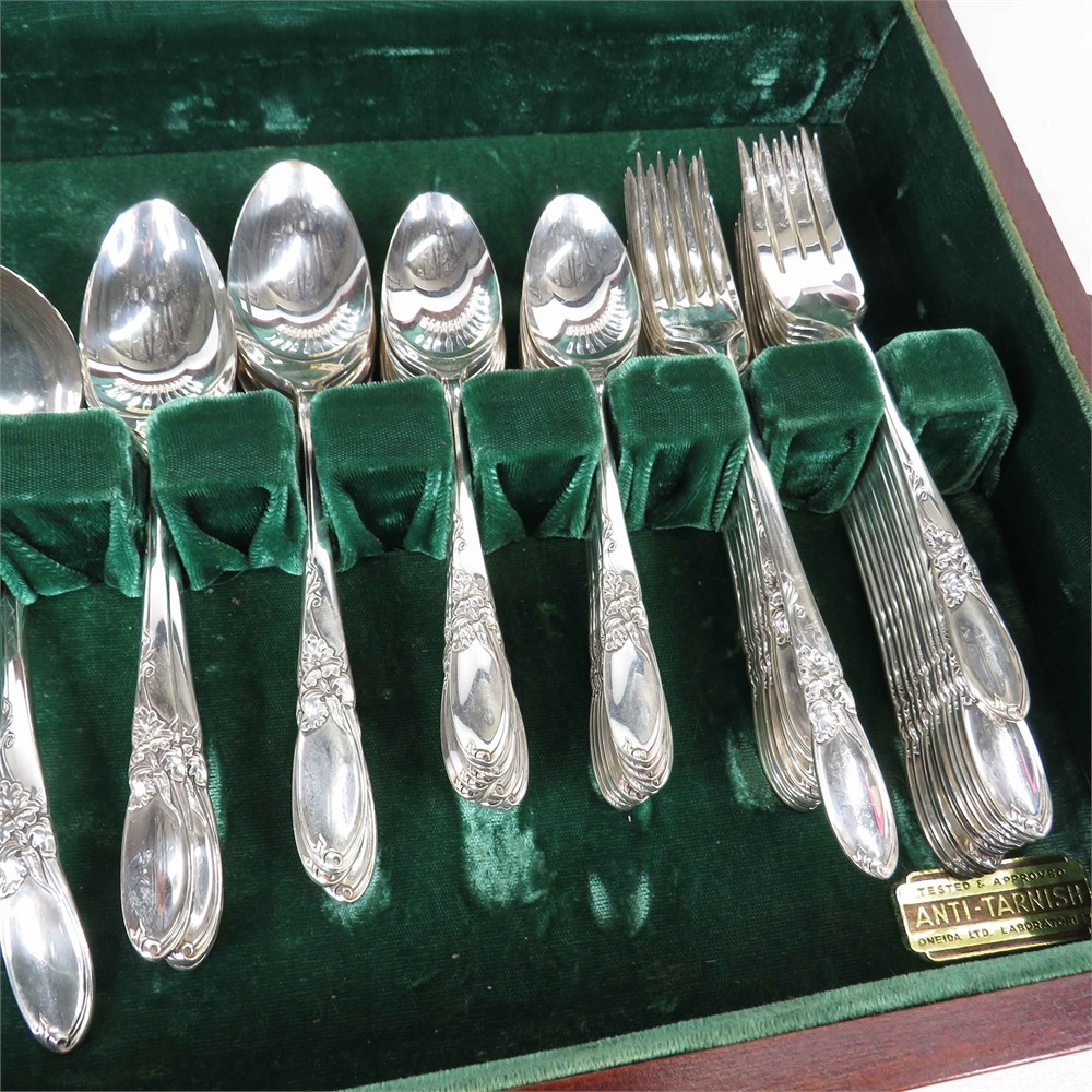Online Thrift Store & Charity Auctions | ShopTheSalvationArmy ...