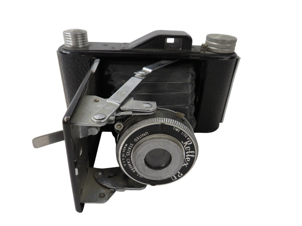 ShopTheSalvationArmy - Vintage Rollex 20 Camera With Case (Untested) [F71]