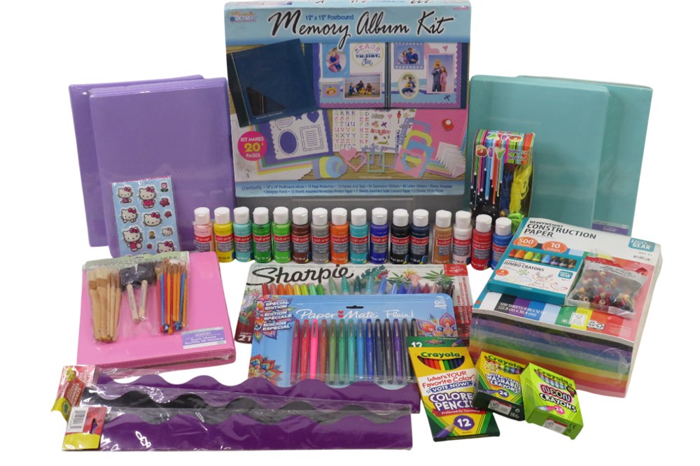 ShopTheSalvationArmy - Mixed Arts & Crafts Supply Lot: 31 + Items [I2003]