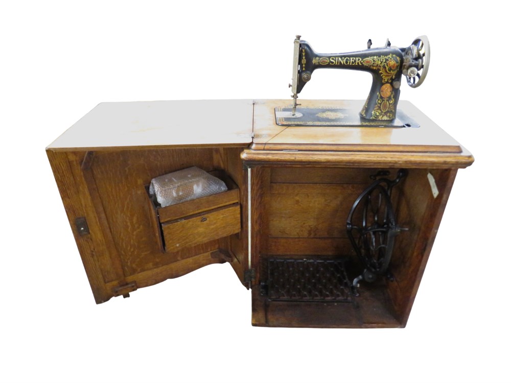 ShopTheSalvationArmy - Vintage Singer Sewing Machine – G-Series ...