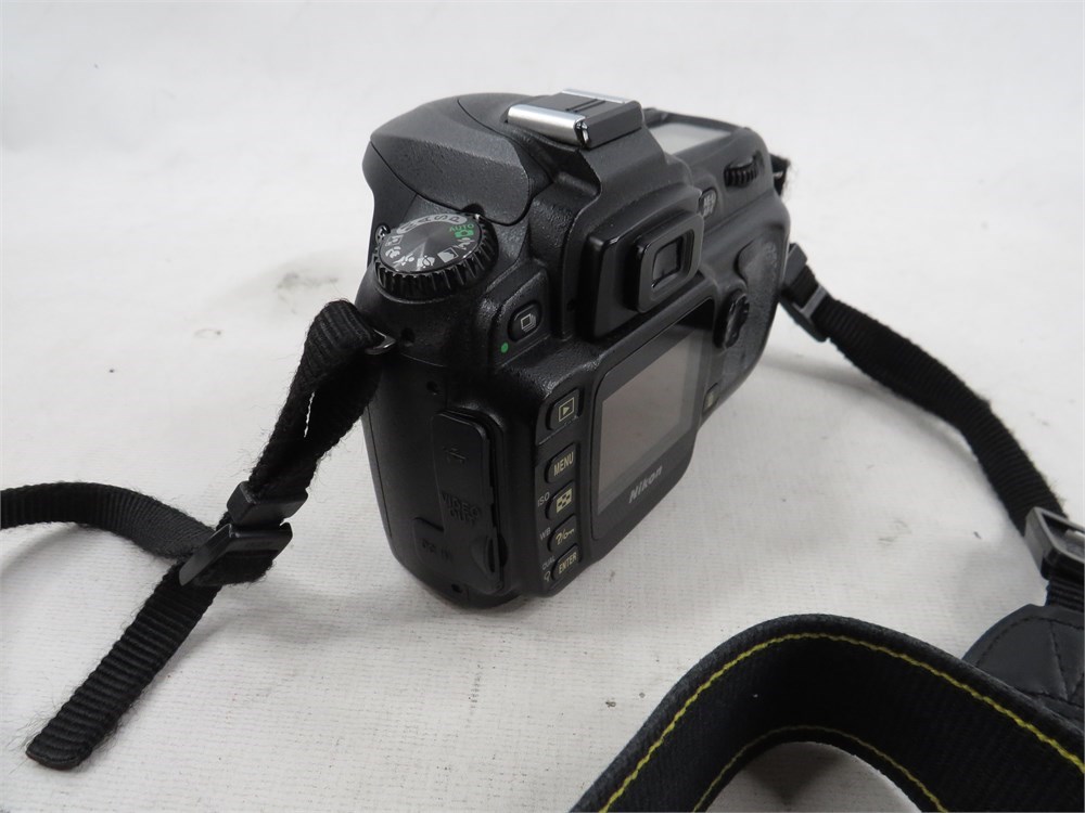 ShopTheSalvationArmy - Nikon D50 Digital SLR Camera Kit with AF-S DX 18 ...