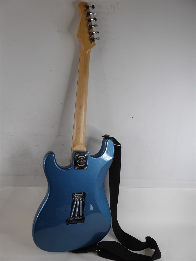 ShopTheSalvationArmy - Donner Standard Series Blue Electric Guitar HSS ...