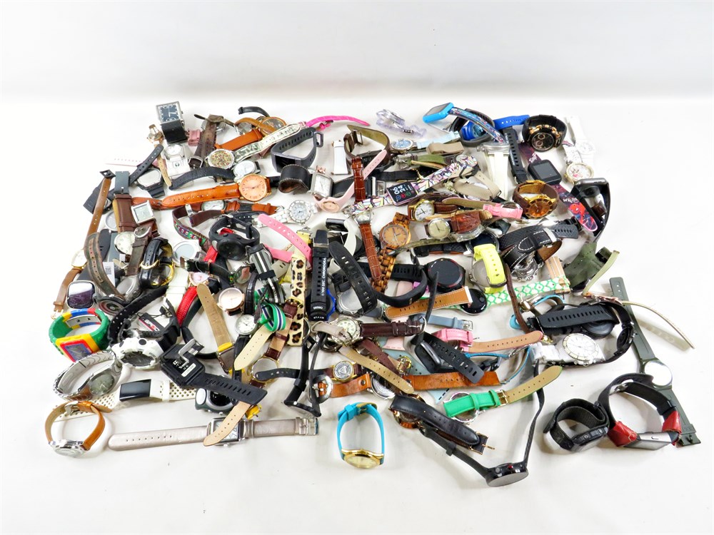 ShopTheSalvationArmy - Generic Watch Lot: 11.218 lbs. (Parts/Repair) [A189]