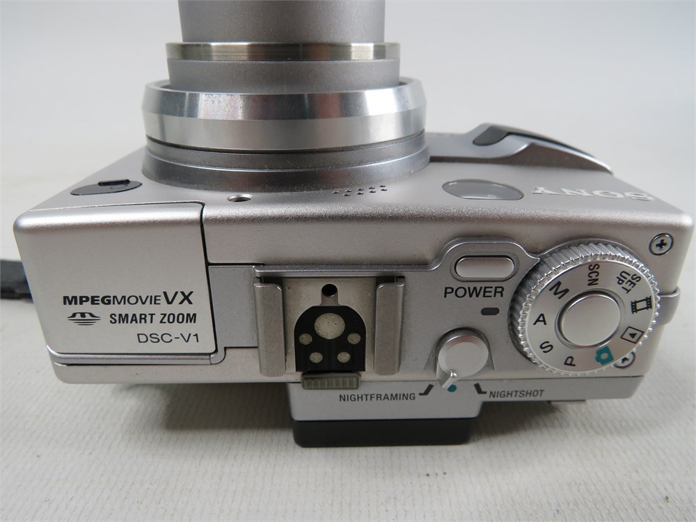 ShopTheSalvationArmy - Sony Cyber-Shot DSC-V1 Digital Camera – 5MP, 4x ...