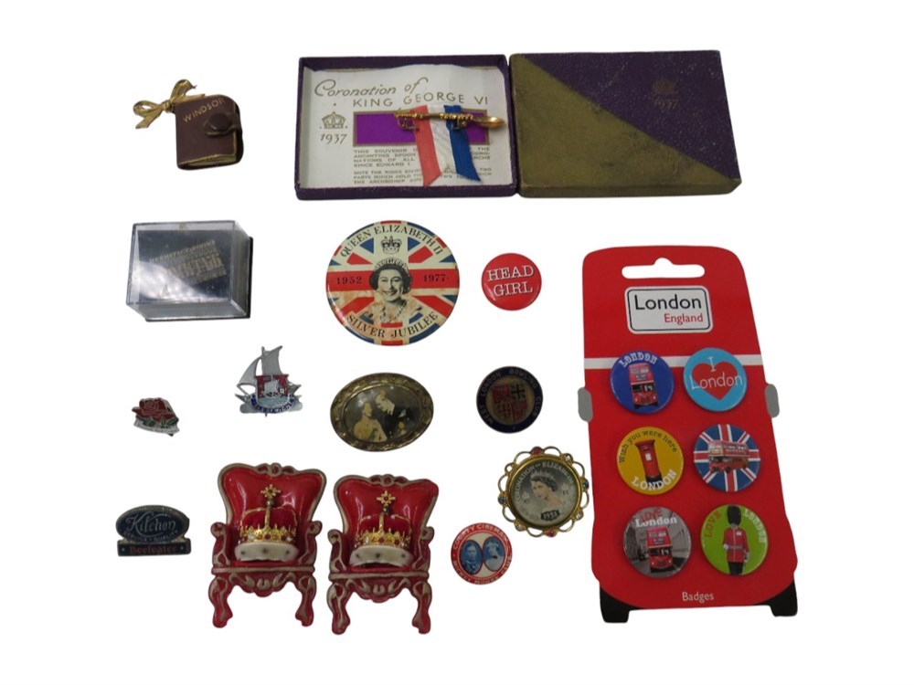 ShopTheSalvationArmy - UK Royal Family Vintage Memorabilia Lot [C1926]