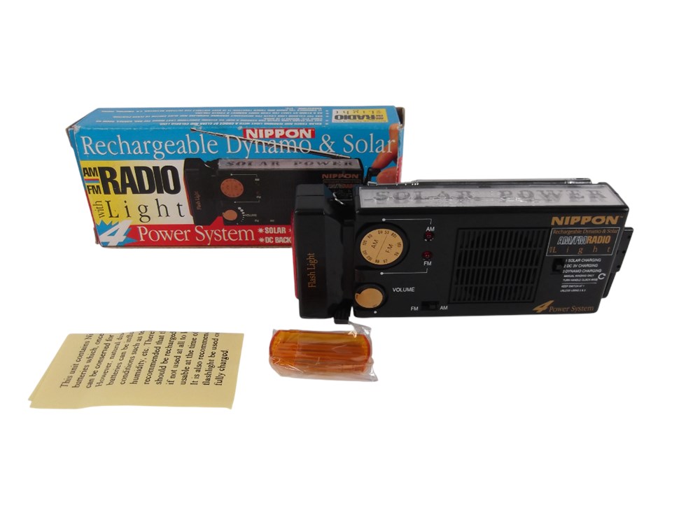 ShopTheSalvationArmy - Nippon Rechargeable Dynamo & Solar AM/FM Radio ...