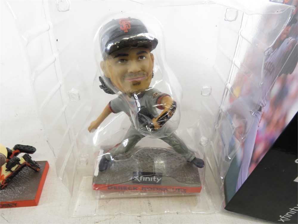 ShopTheSalvationArmy - Lot of 4 Assorted SF Giants Bobblehead Figurines ...