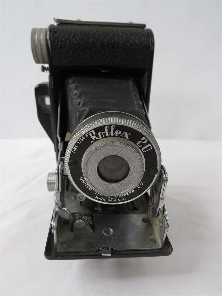 ShopTheSalvationArmy - Vintage Rollex 20 Camera With Case (Untested) [F71]