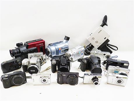 ShopTheSalvationArmy - 17 Vintage Cameras & Camcorders – Collector's ...