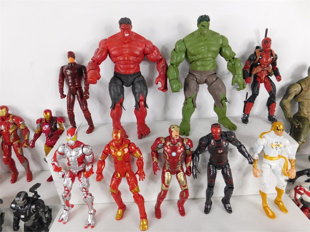 ShopTheSalvationArmy - Lot of 44 Comic Book Action Figures – Marvel, DC ...