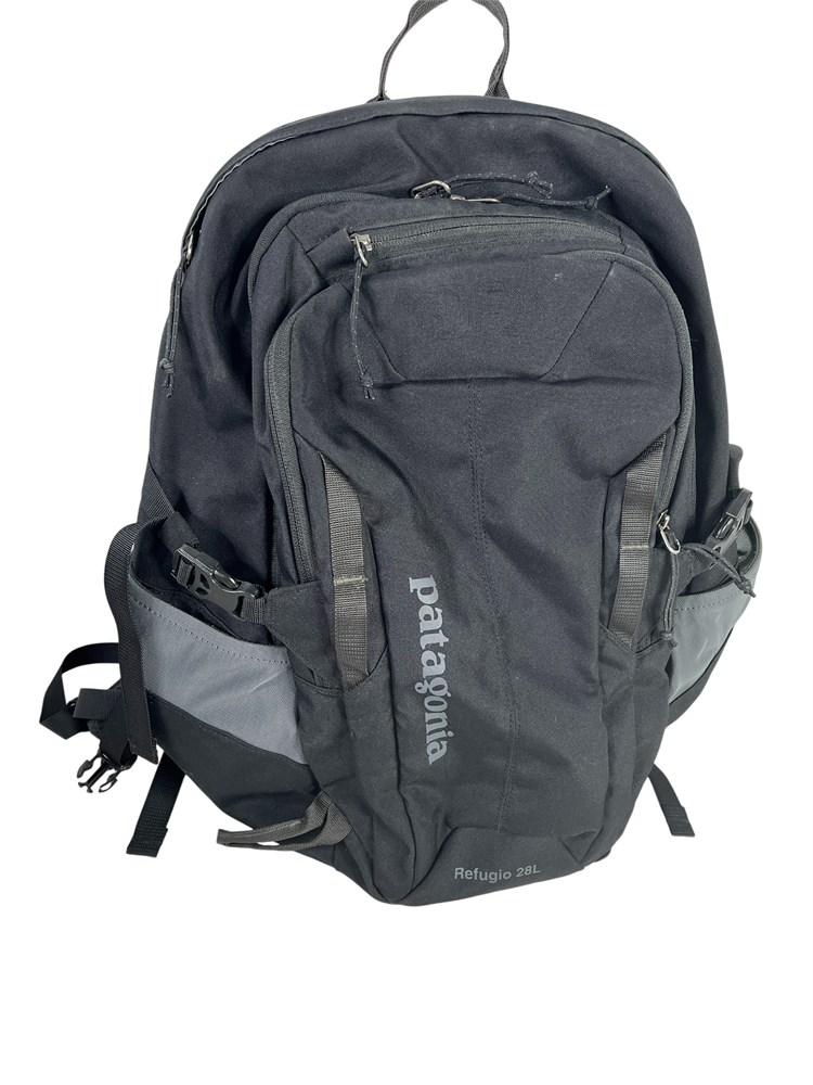 ShopTheSalvationArmy - Patagonia Refugio Pack 28L Backpack [E2966]