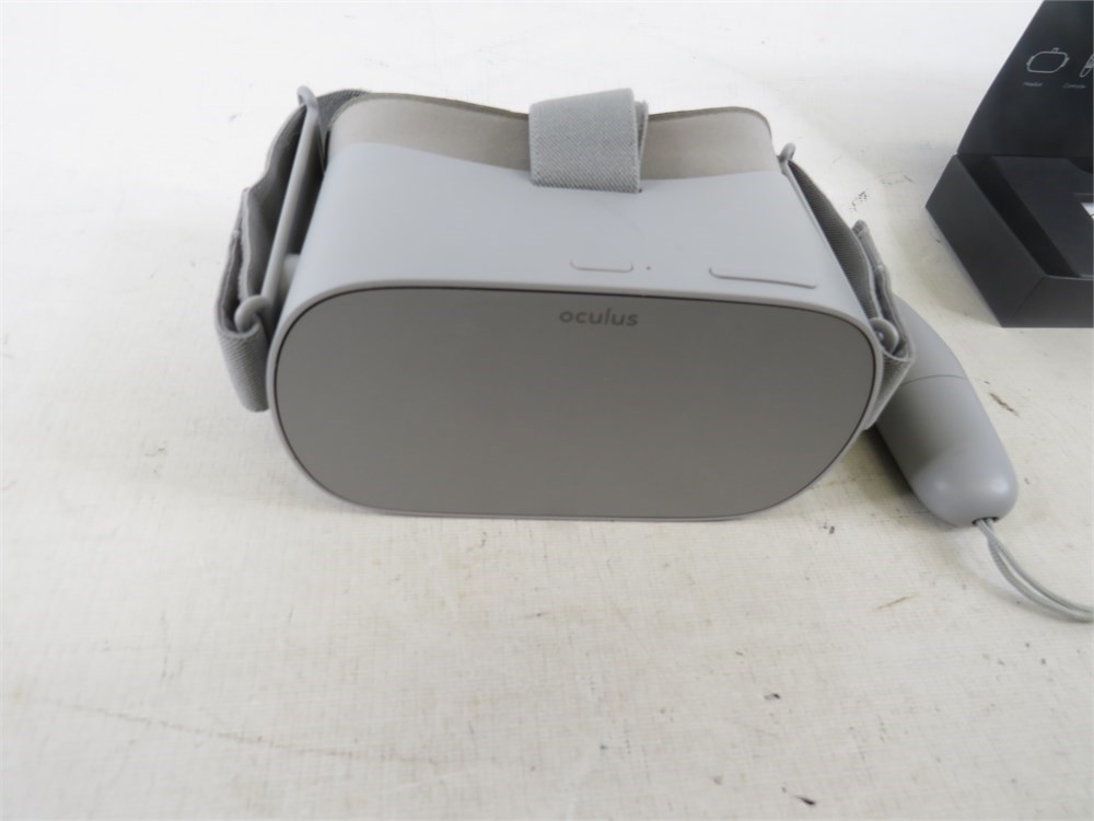 ShopTheSalvationArmy - Oculus Go 64GB Standalone VR Headset with ...