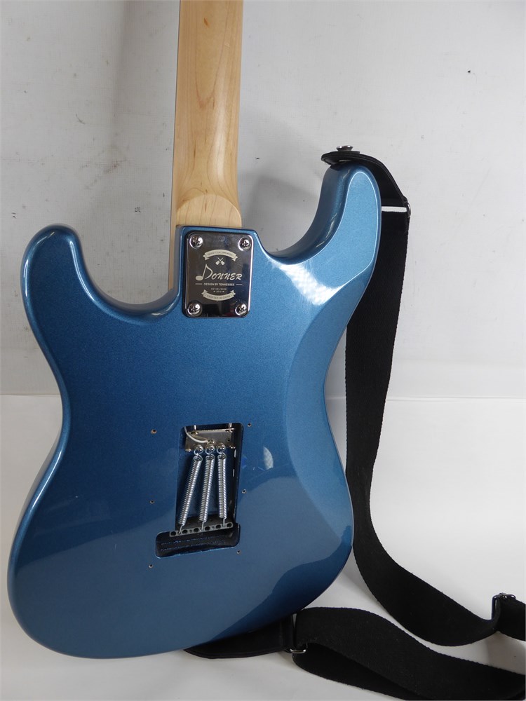 ShopTheSalvationArmy - Donner Standard Series Blue Electric Guitar HSS ...