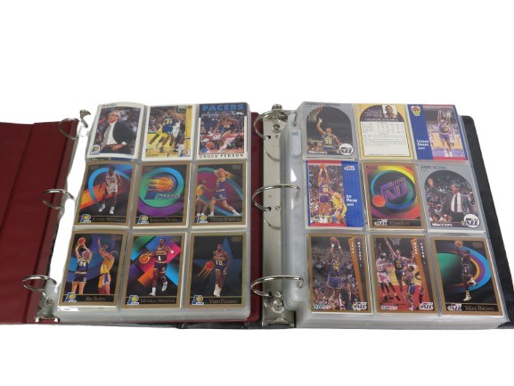 ShopTheSalvationArmy - 2 Vintage NBA Basketball Card Binders [D4563]