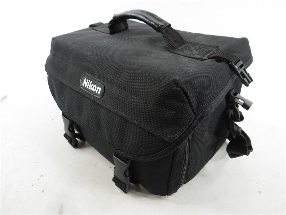 ShopTheSalvationArmy - Nikon D50 Digital SLR Camera Kit with AF-S DX 18 ...
