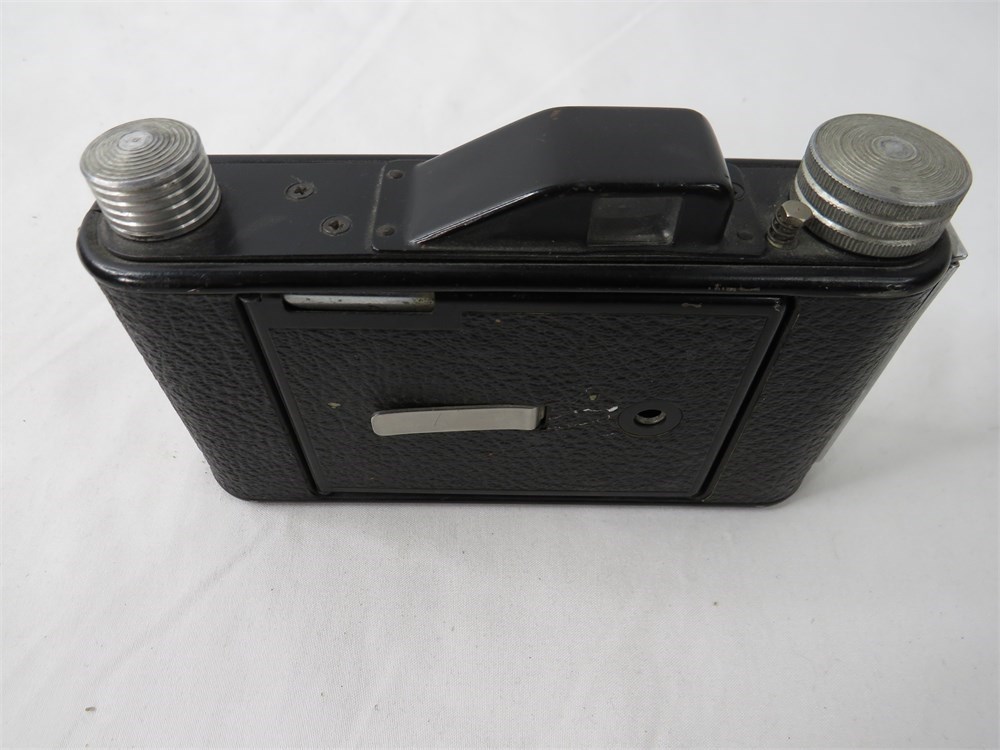 ShopTheSalvationArmy - Vintage Rollex 20 Camera With Case (Untested) [F71]