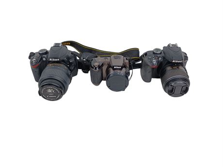 ShopTheSalvationArmy - Nikon Digital Camera Lot (3 Total) [A738]