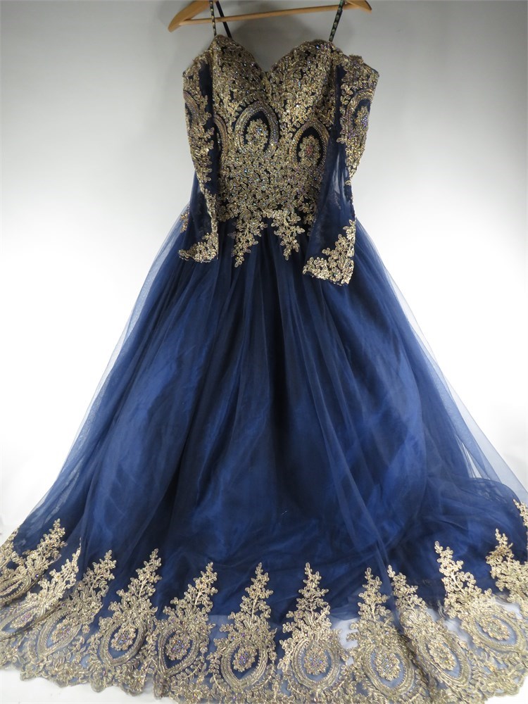 ShopTheSalvationArmy - Fiesta Fashion Formal Ball Gown Size: S (Women ...