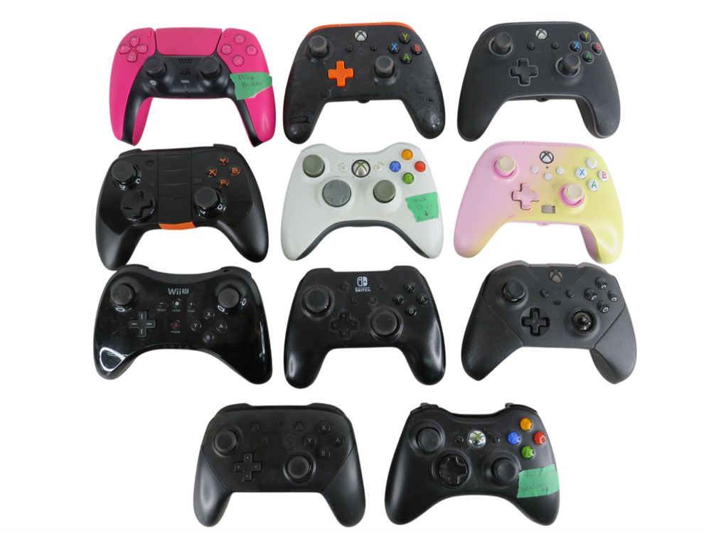 ShopTheSalvationArmy - Lot of 11 Modern Game Controllers – Tested ...