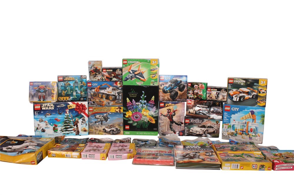 ShopTheSalvationArmy - Massive LEGO Set Collector's Lot [J007]